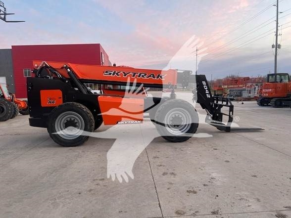 SkyTrak 8042