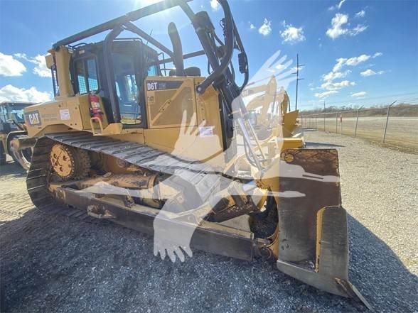 CAT D6T XW