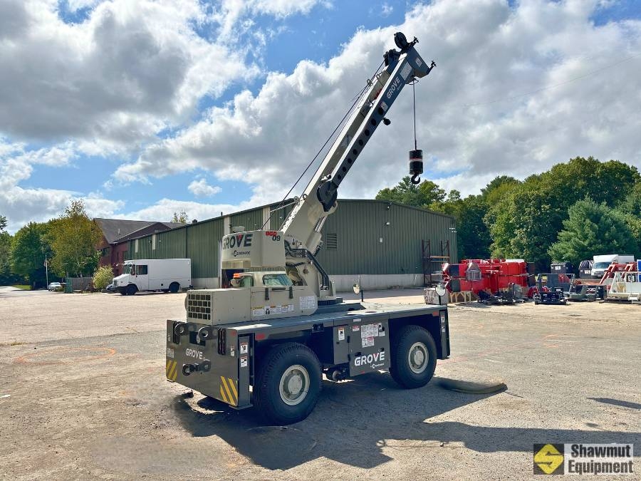 Grove GCD 09 - Carrydeck Cranes - Manitowoc Used Cranes