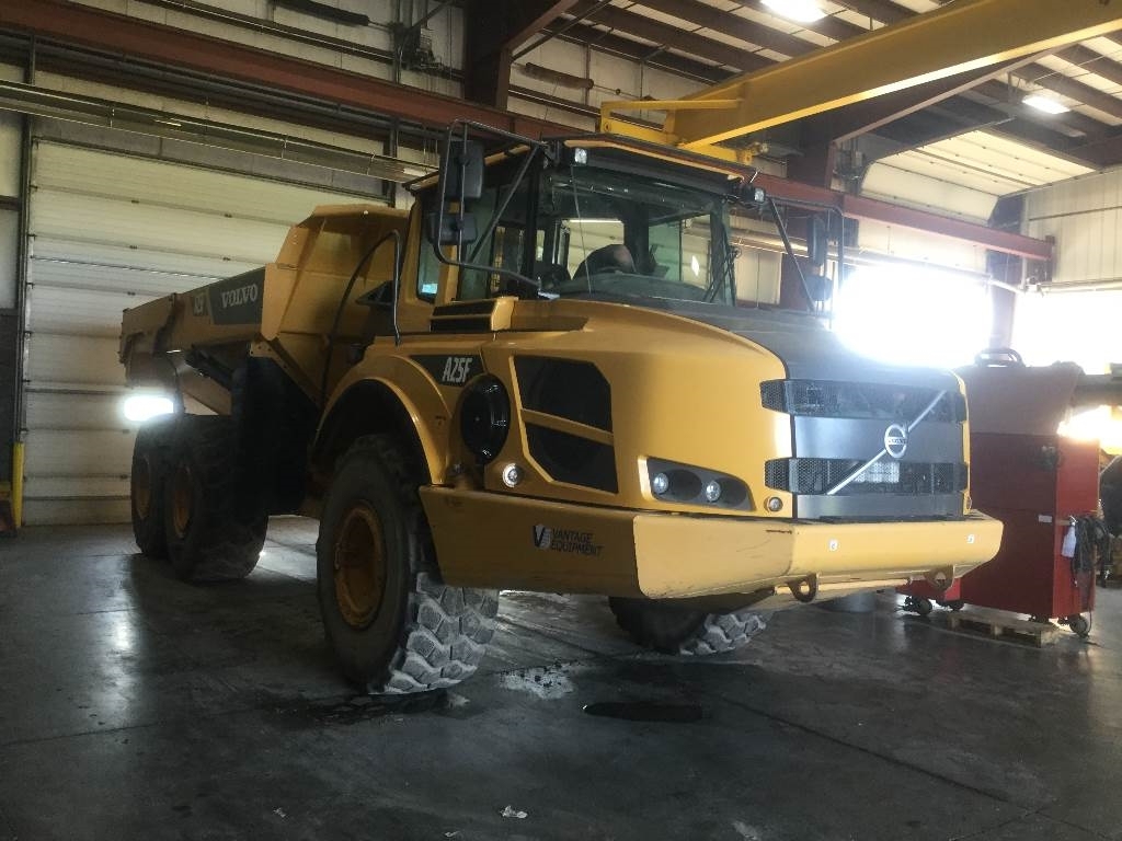 Volvo A 25 F
