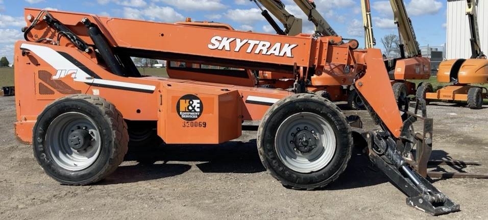 SkyTrak 10054