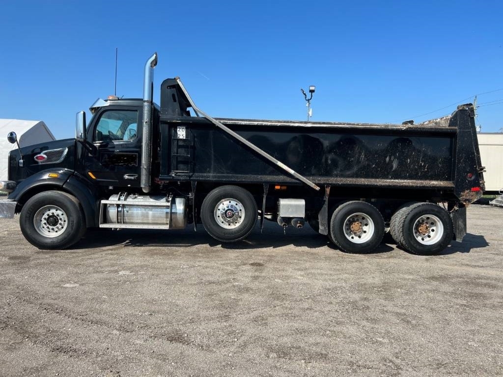 Peterbilt 579