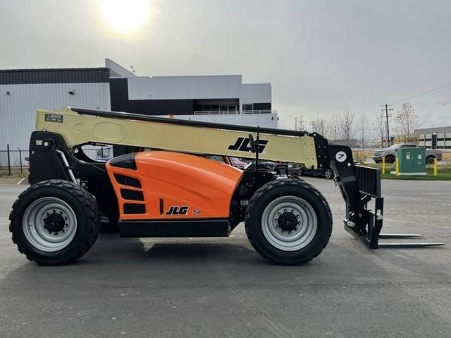 JLG 742 Telehandler