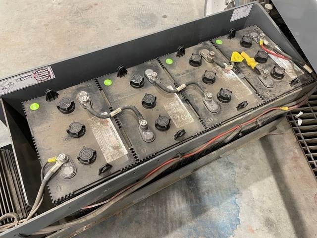 SkyJack SJ3226 Electric Scissor Lift