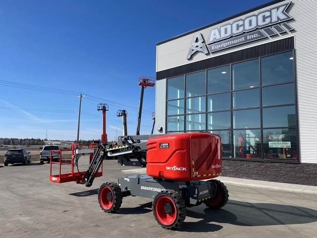 SkyJack SJ45 AJ+ Articulating Boom Lift