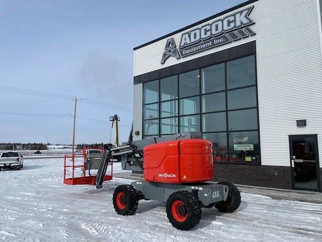 SkyJack SJ46 AJ Articulating Boom Lift