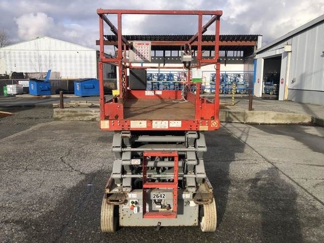 SkyJack SJ4632 Electric Scissor Lift