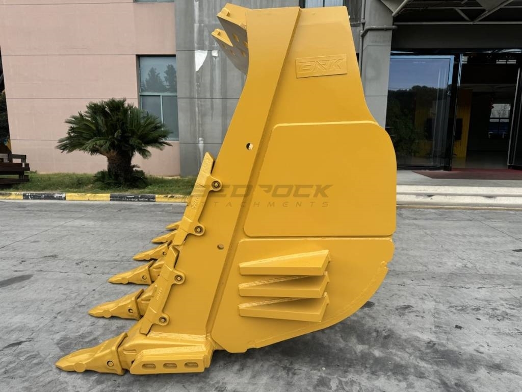 CAT High Abrasion Loader Bucket Pin On CAT 992
