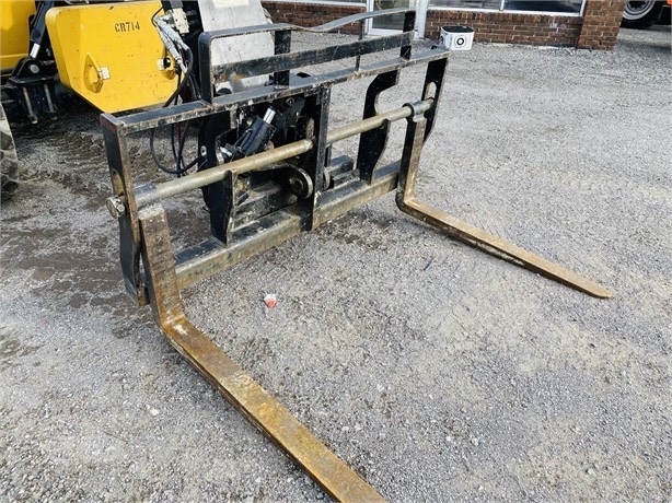 Caterpillar TL 943 C