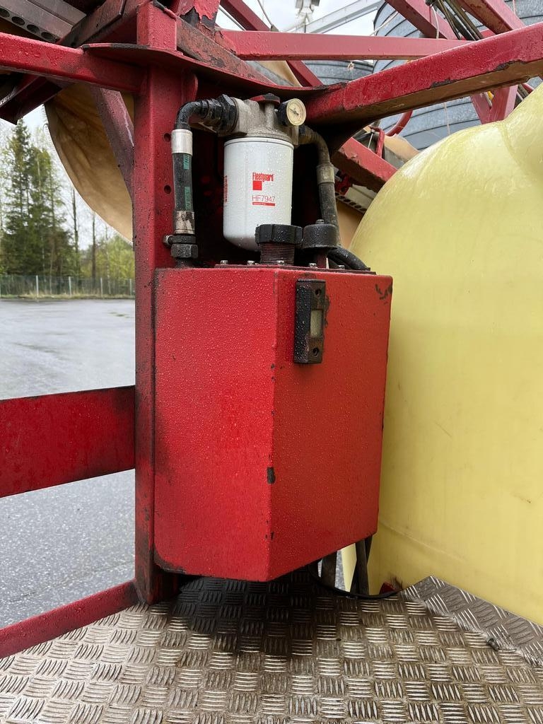 Agricultural harvesters - Farm equipment & agricultural machinery ...