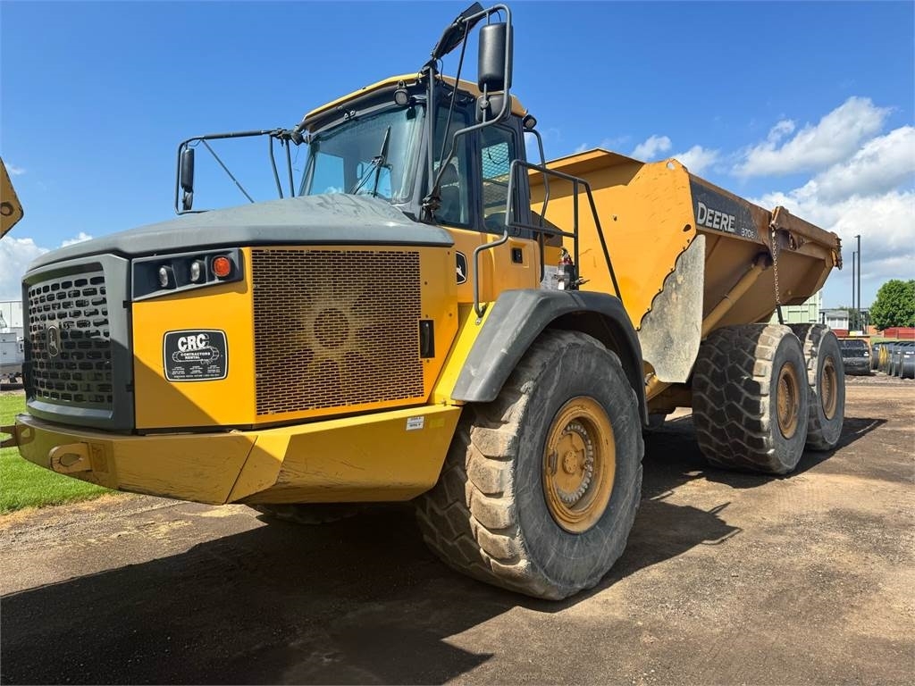 John Deere 370E