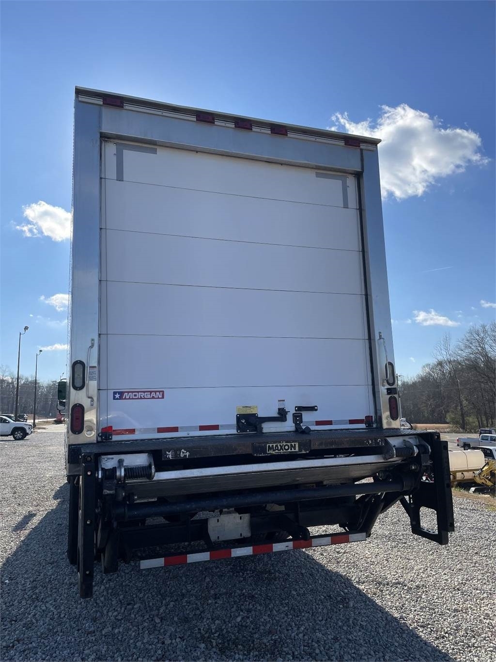 Freightliner M2 26' Reefer Box Truck