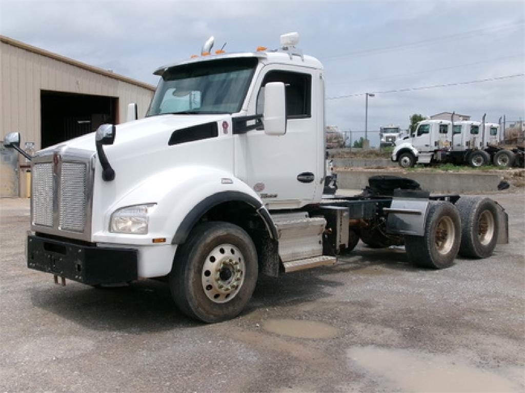 T/A Day Cab Truck Tractor For Sale | Ritchie List