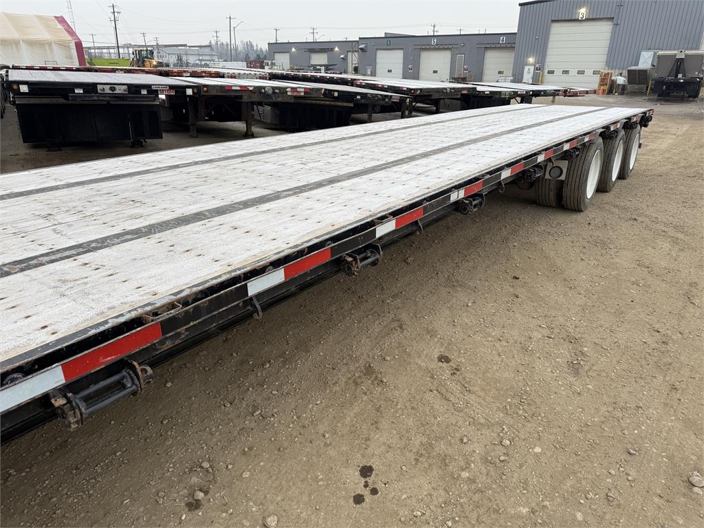 Lode King 53' Tridem Step Deck