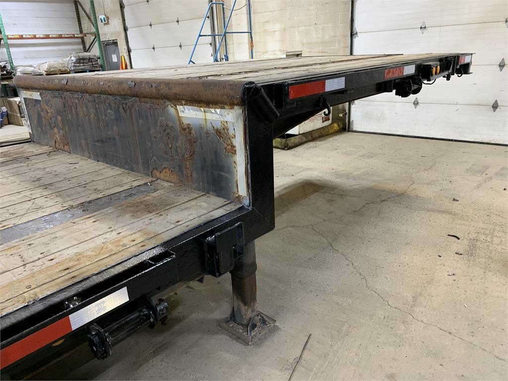 Manac 53' Tridem Extendable/Trombone Step Deck