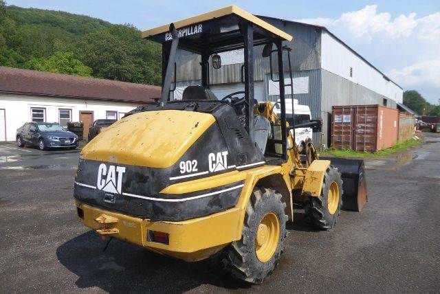 CAT 902