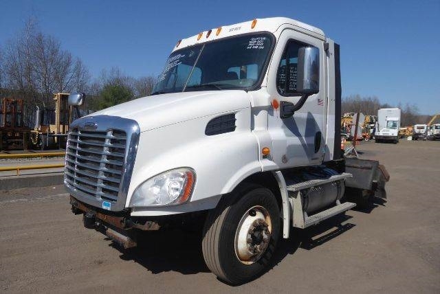 Freightliner CASCADIA 113