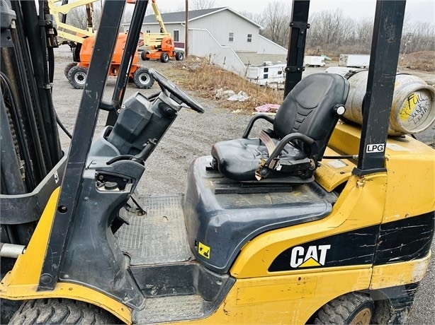 Caterpillar C 6000