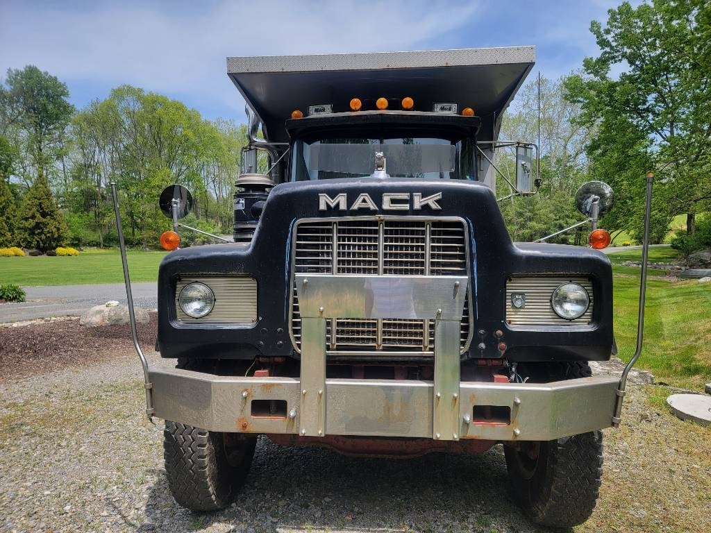 Mack RD 690 SX