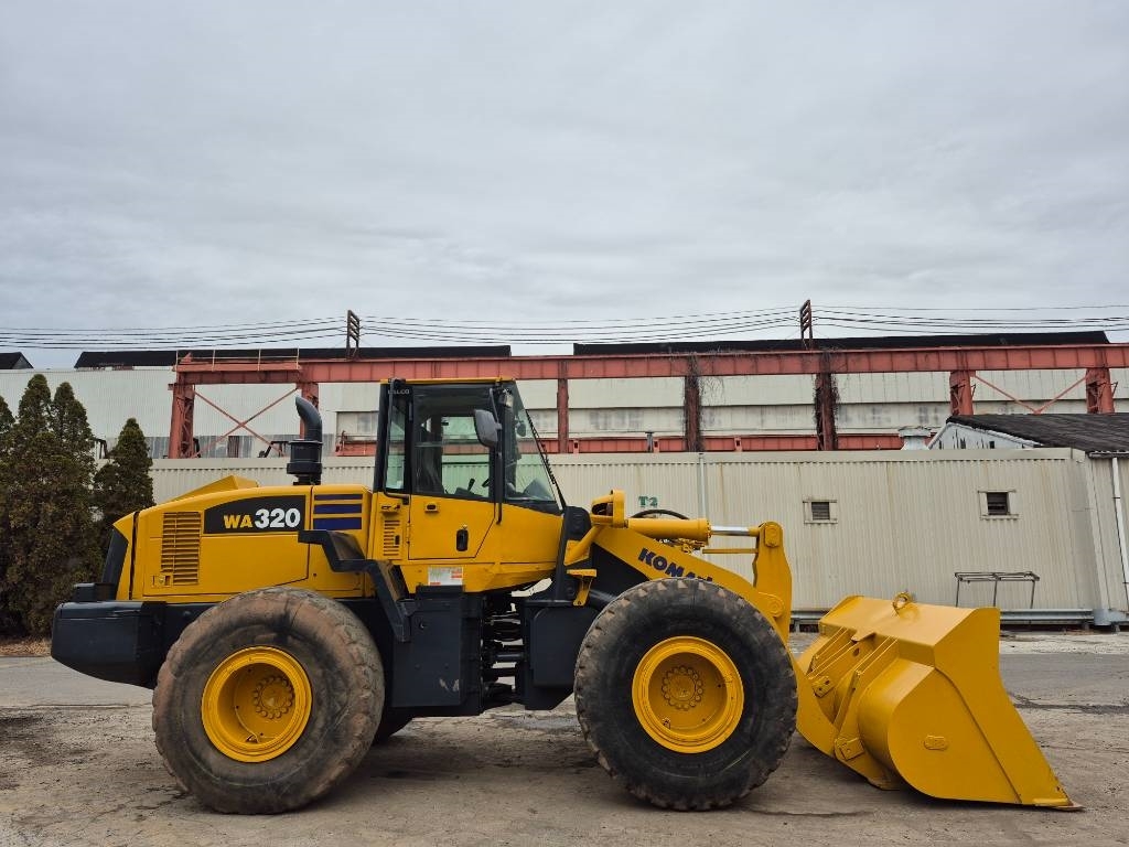 Komatsu WA 320-5