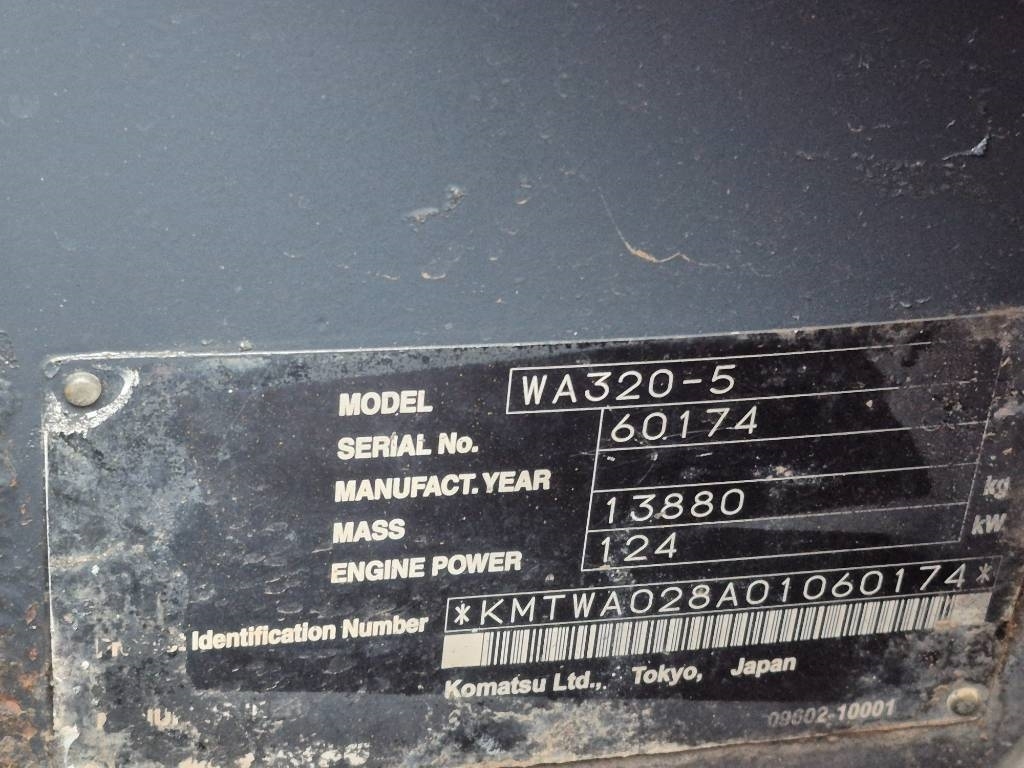 Komatsu WA 320-5