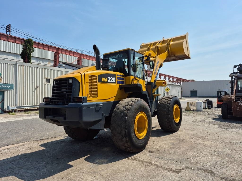 Komatsu WA 320-5