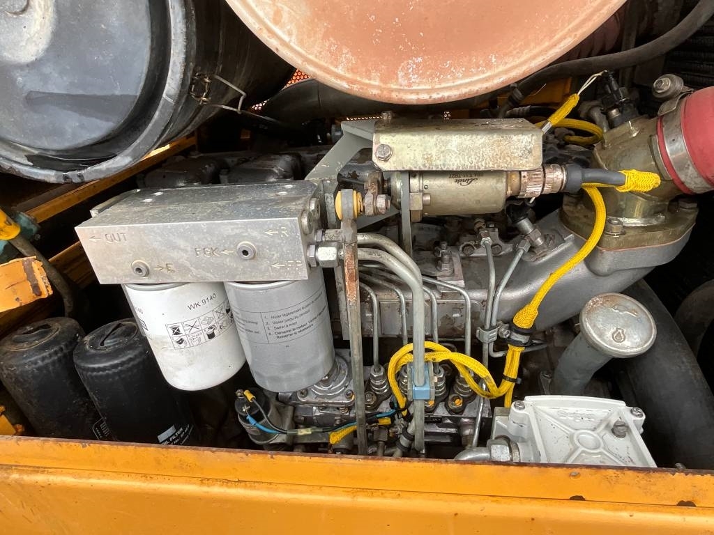 Liebherr PR 724 XL - Rupsdozers - Bouw - Geuens Machinery