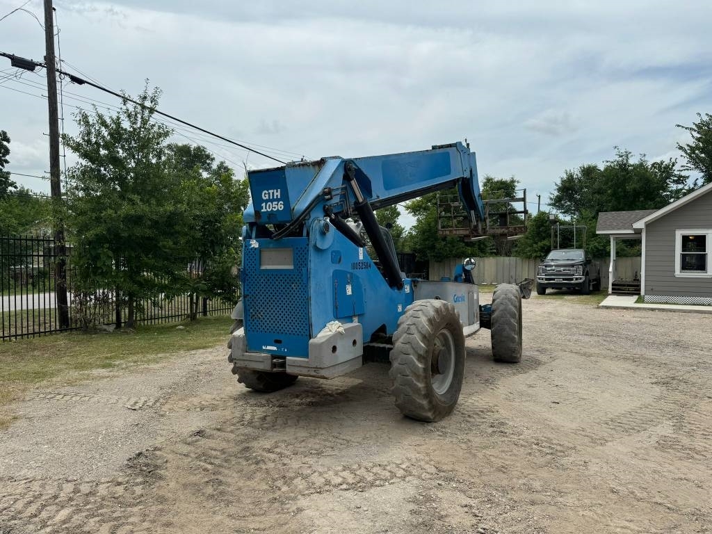 Genie GTH 1056