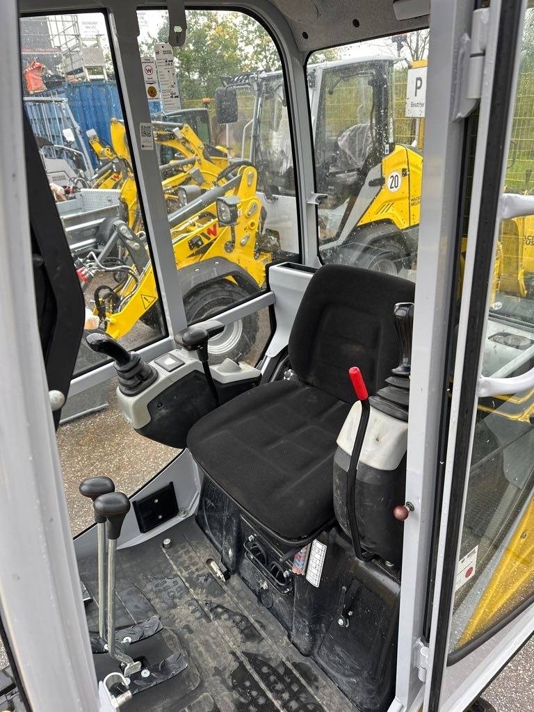 Wacker Neuson ET16 - Tracked / Mini excavators - Products - Wacker Neuson