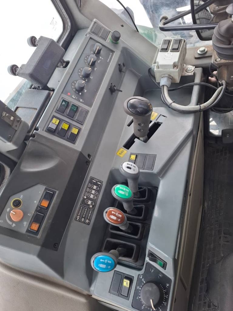 Valtra T170 Hitec 50 kph - Traktorit - Maatalous - Agritek-vaihtokoneet