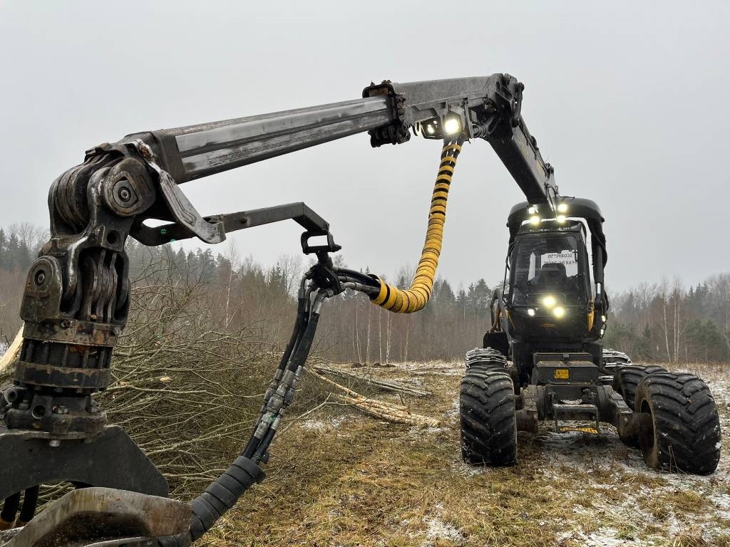 Ponsse Scorpion King - Harvesters - Forestry - Construction Machinery ...