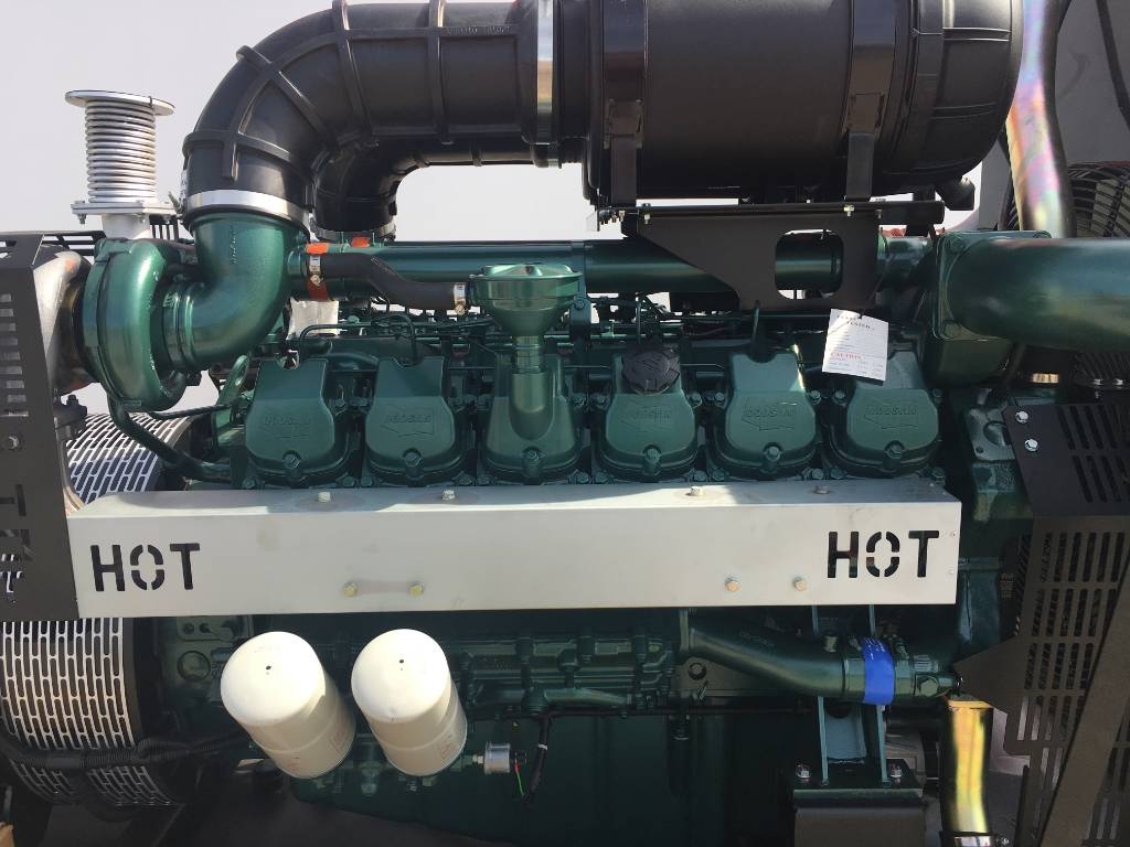 Doosan engine DP222LC - 825 kVA Generator - DPX-15565-O - Diesel ...