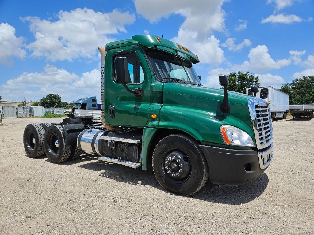 T/A Day Cab Truck Tractor For Sale | Ritchie List
