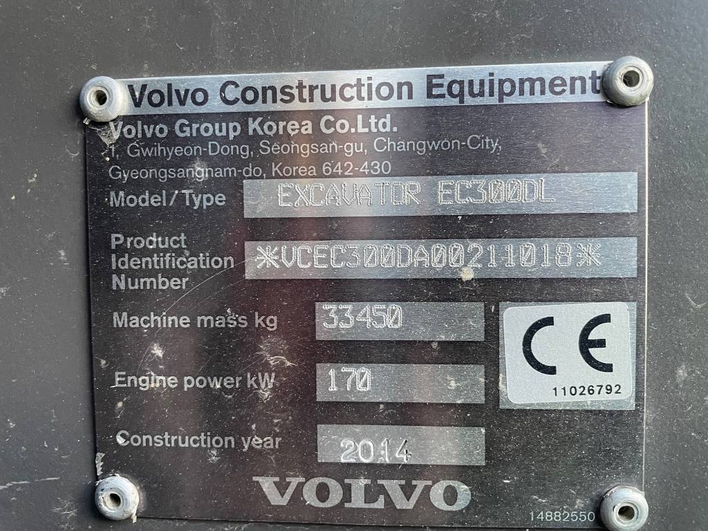 Buy Used Volvo EC300DL Crawler Excavator for sale in Stockholm, Sweden ...