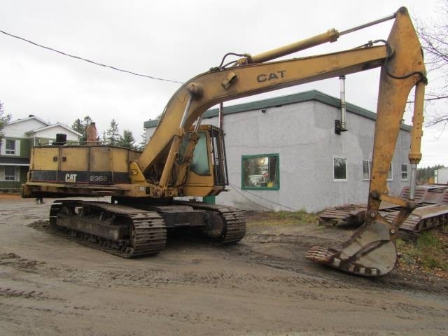 CAT 235 B