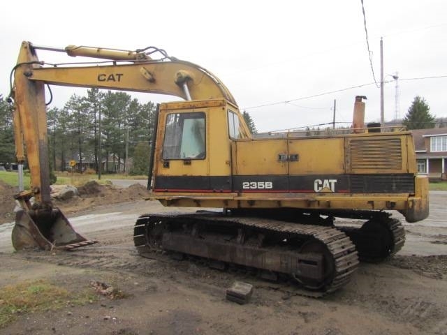 Caterpillar 235 B