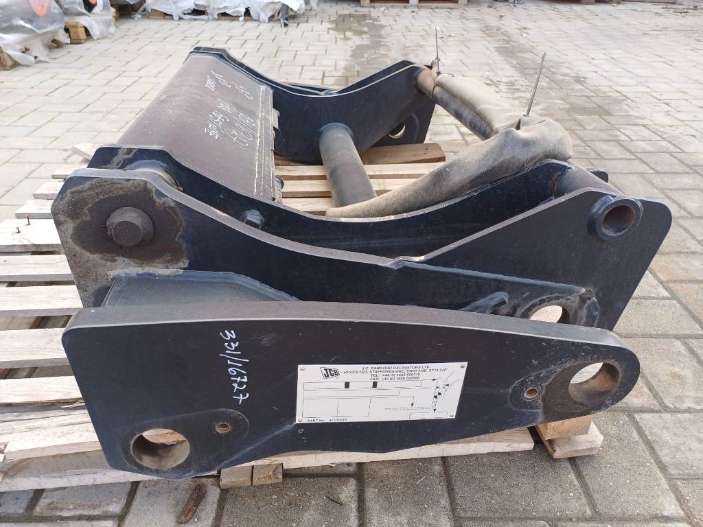 JCB Hydraulic quickhitch - Other components - Construction - Terra World