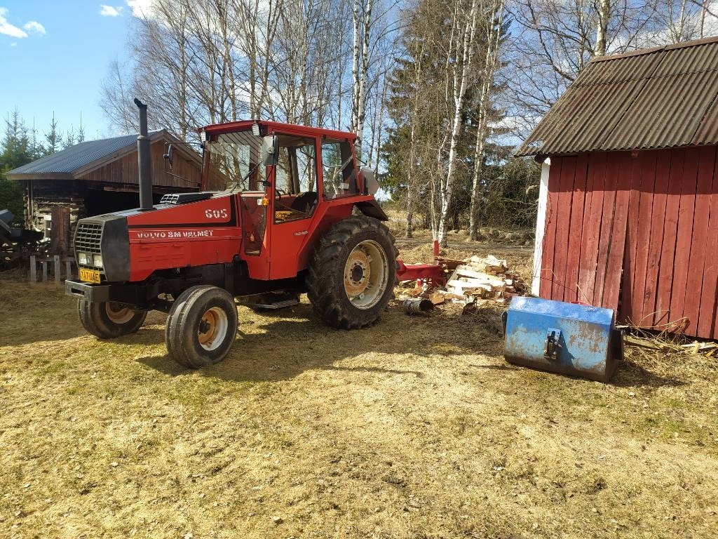 Valmet 605 - Traktorit - Maatalous - Agritek-vaihtokoneet
