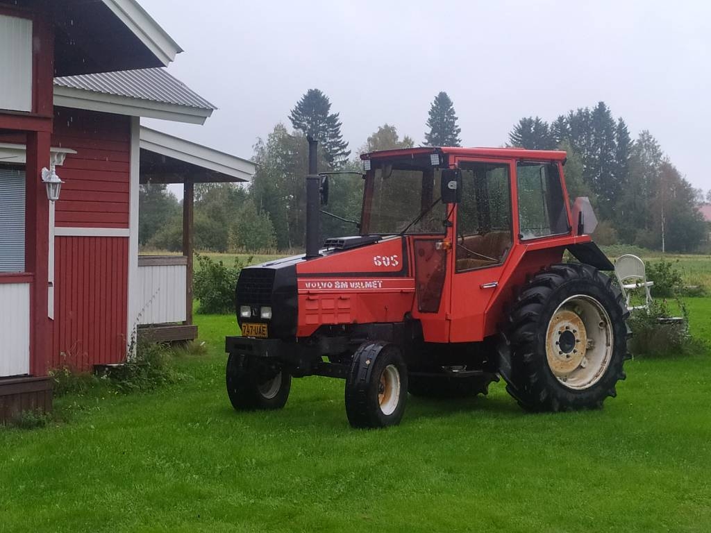 Valmet 605 - Traktorit - Maatalous - Agritek-vaihtokoneet