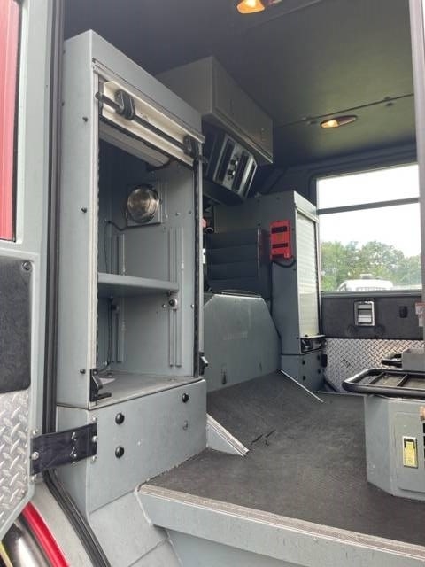 [Other] 2004 PIERCE FIRE TRUCK ENFORCER