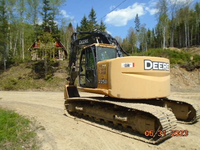 John Deere 225 DLC