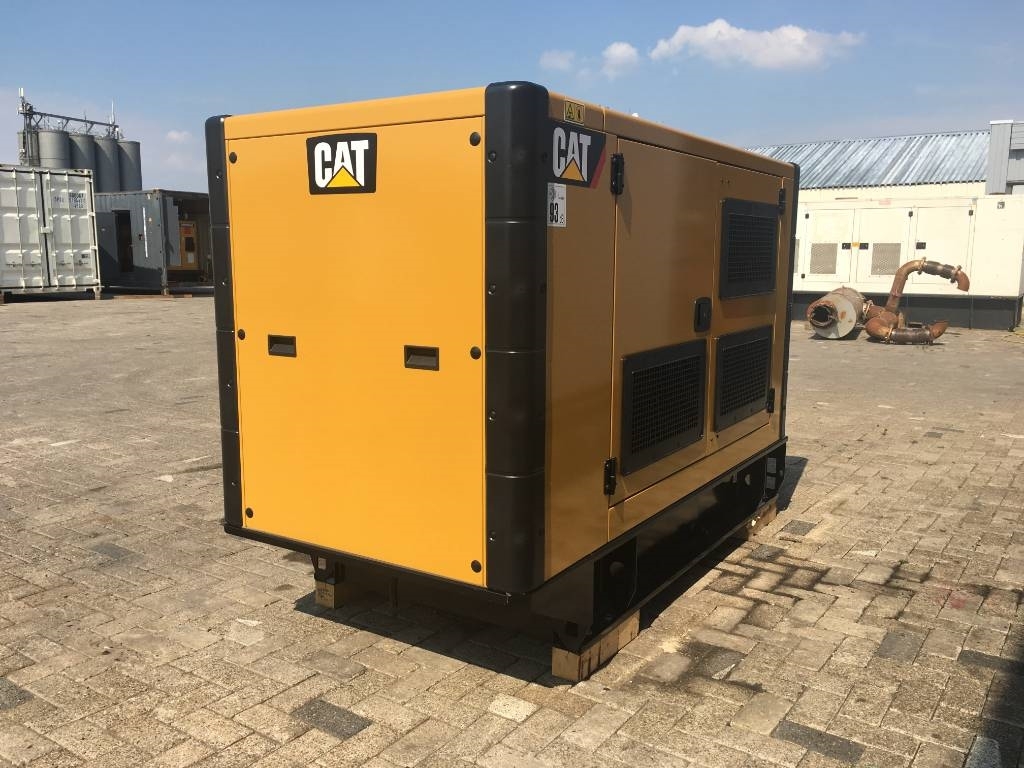 CAT DE88E0 - 88 kVA Generator - DPX-18012 - Diesel generatoren - Bouw ...