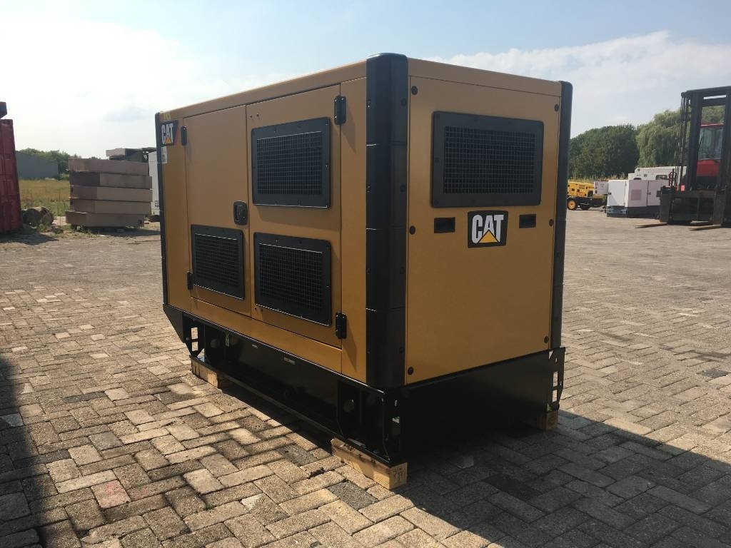 CAT DE88E0 - 88 kVA Generator - DPX-18012 - Diesel generatoren - Bouw ...