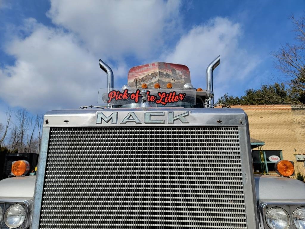 Mack RWS788LST Superliner