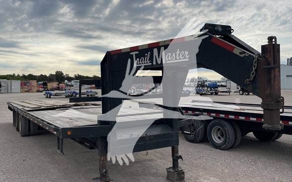 Trailmaster 35 FT. T/A GOOSENECK