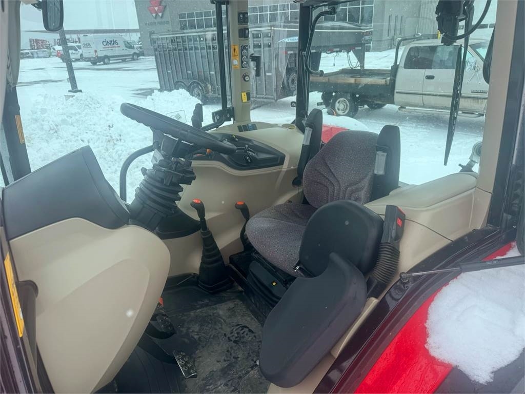 Massey Ferguson 6712