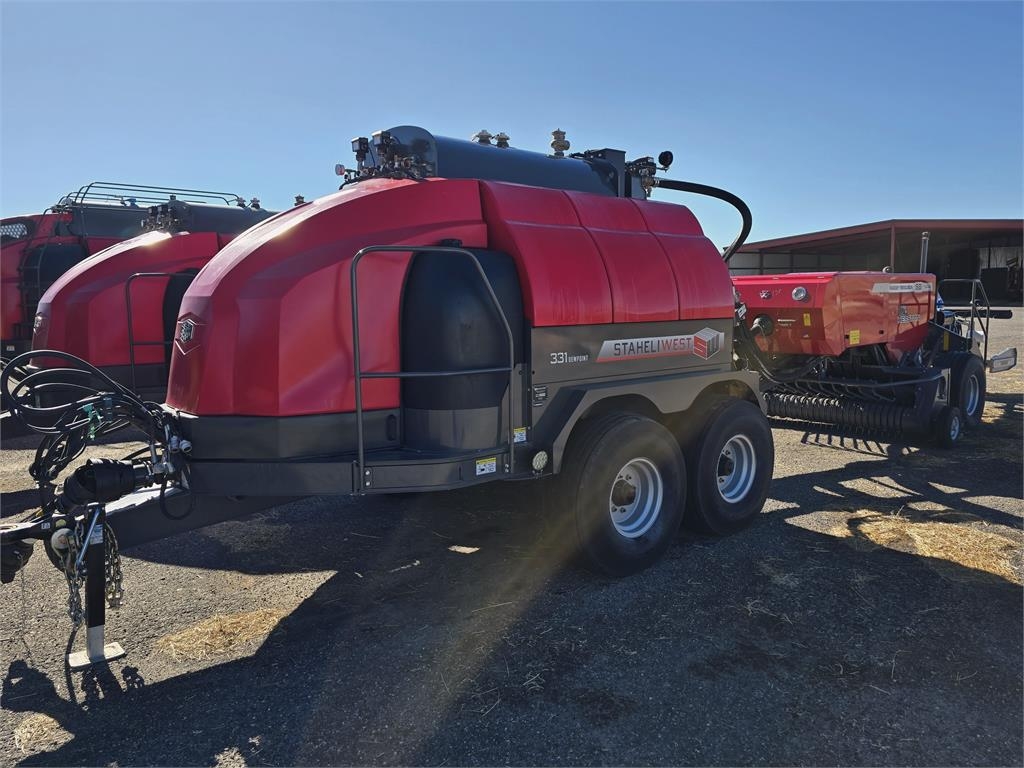 Massey Ferguson Staheli-West 1844S / DewPoint 331