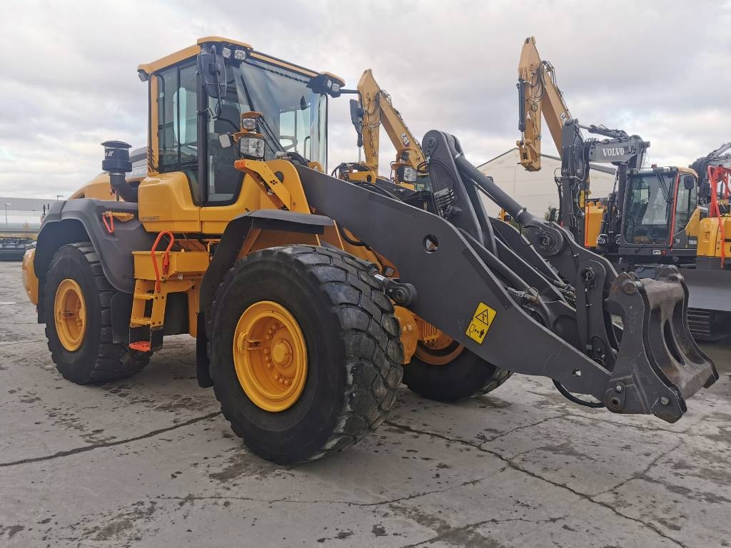 Buy Used Volvo L120H Wheel loader for sale in Stockholm, Sweden · PAN ...
