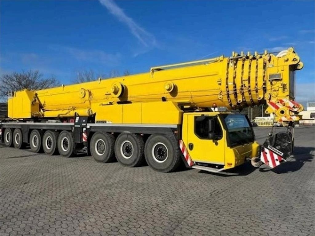 Liebherr LTM 1450-8.1