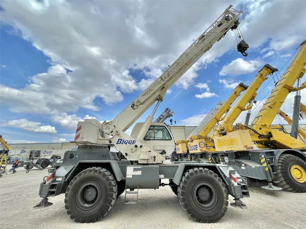 Terex RT 230